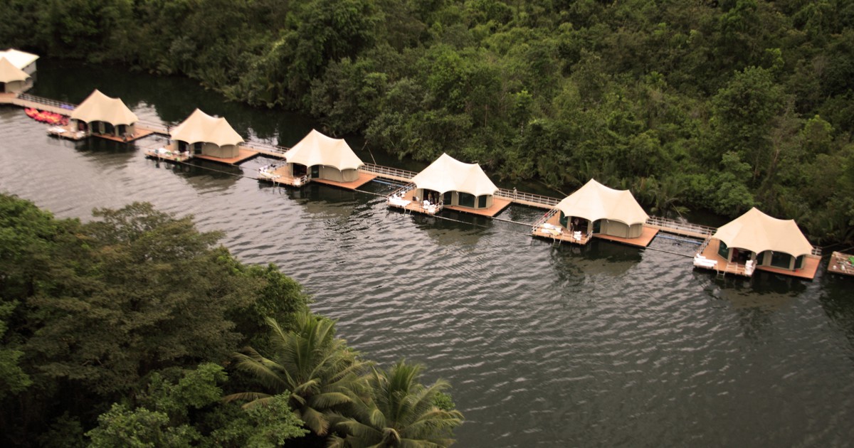 4 Rivers Floating Lodge